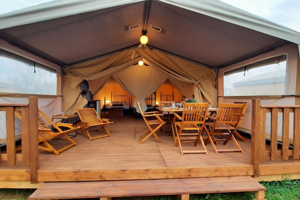 Tente Safari Lodge | Individualmente decorados, individualmente mobiliados