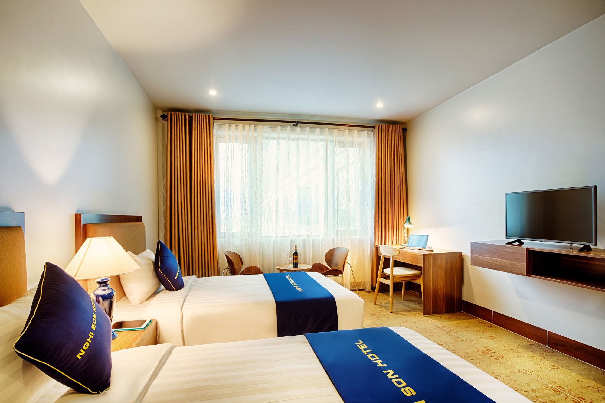 Quarto Twin Premier, vista para o oceano | Minibar, cofre no quarto, secretária, cortinas/cortinados opacos 