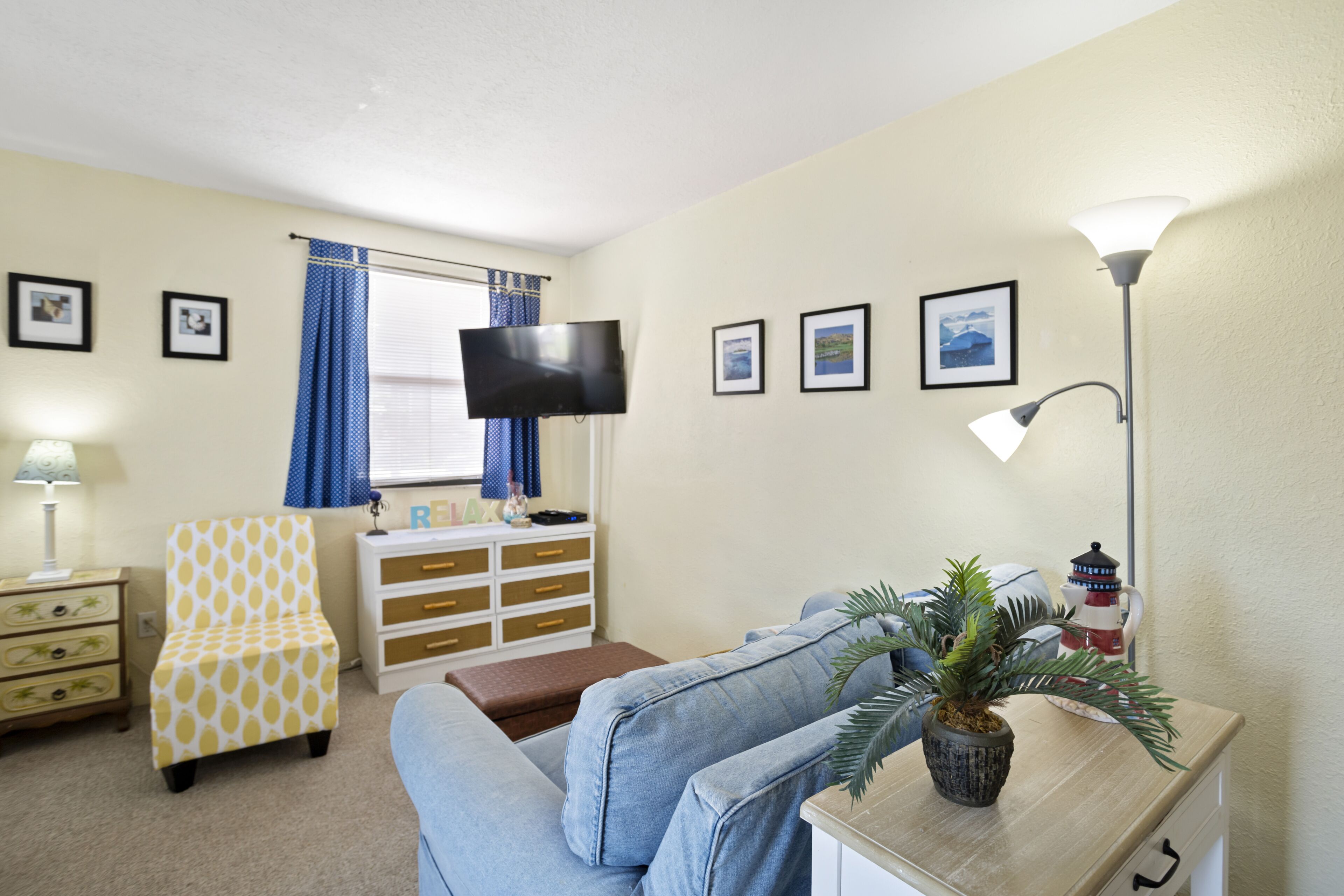 Cozy Garden-view Studio  Comfort & Charm At Gulf Winds Resort - St. Petersburg, FL