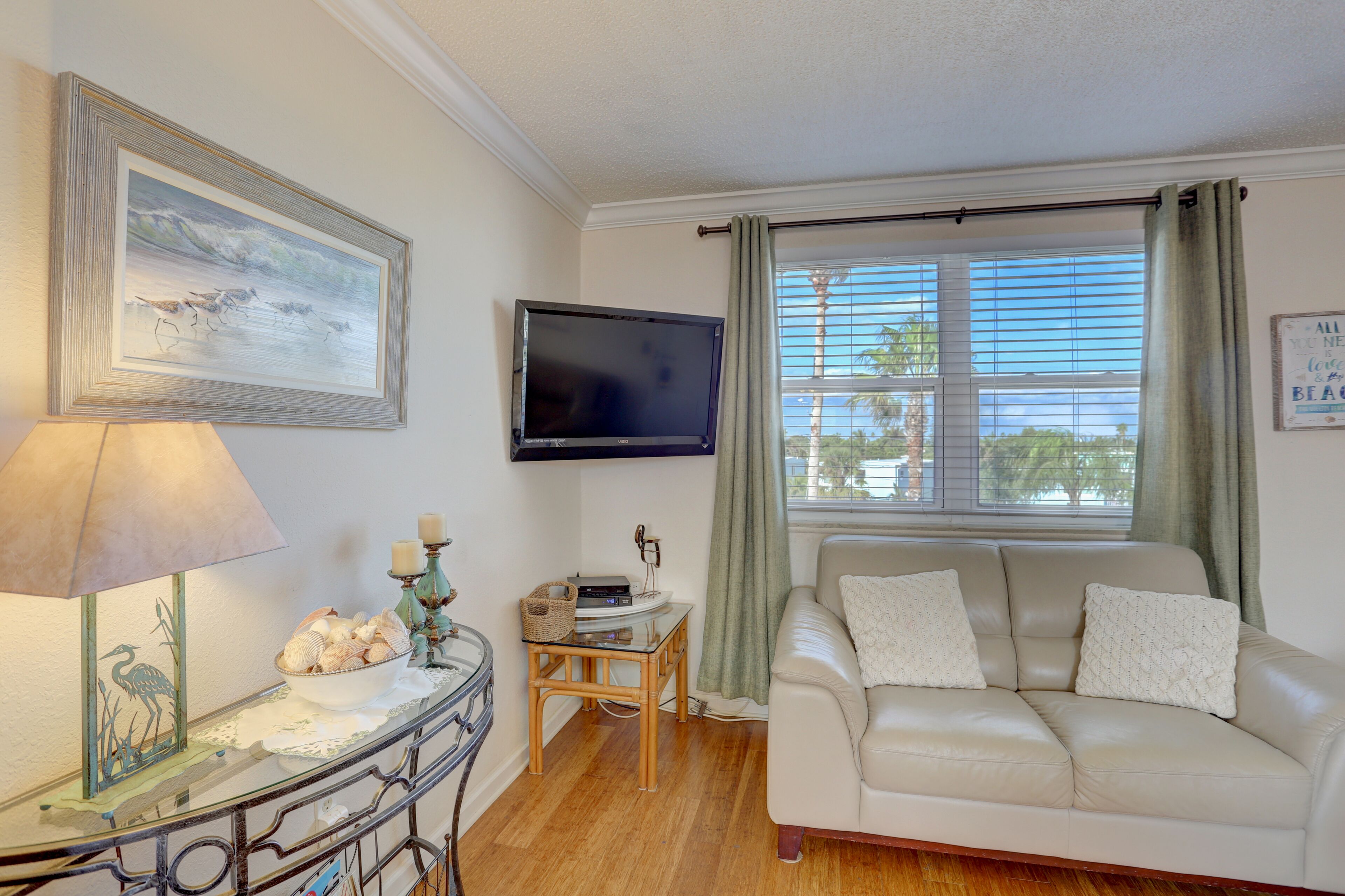 Gulf Winds #606  Garden-view Comfort With Stylish Updates & Steps To Upham Beach - St. Pete Beach, FL