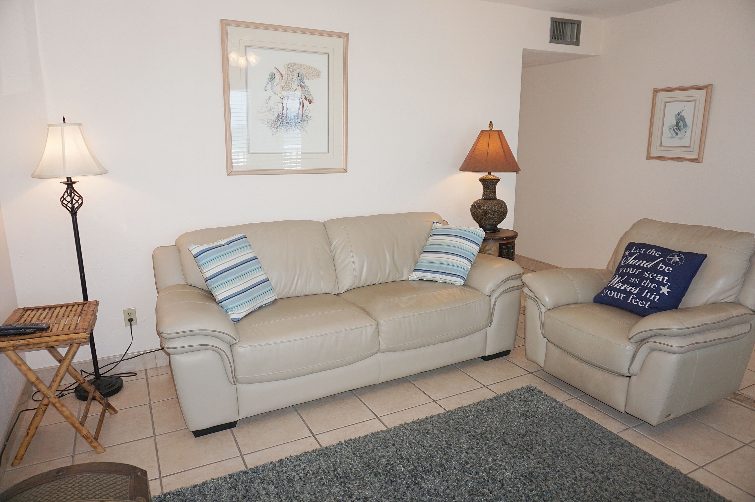Redington Surf Resort 15 Quaint Beach Front Condo Motel With Gulf View - North Redington Beach, FL