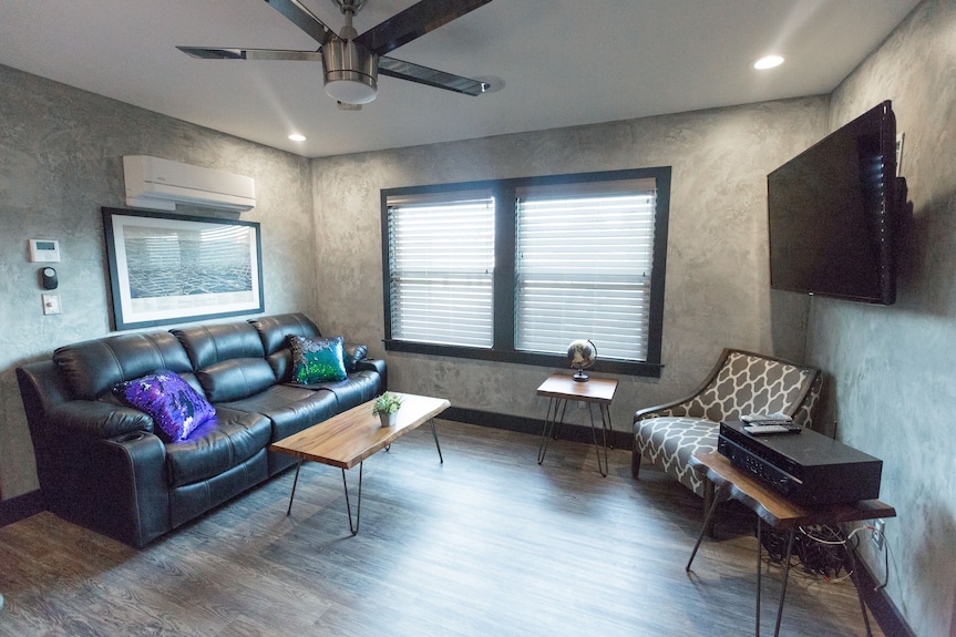 巣の白樺、ダウンタウンワラワラ - ワシントン州