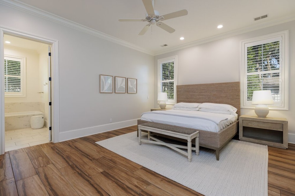 Sea Pines Resort Brand New 7 Bedroom 8 Bath Beach View Beach Home - Bluffton, SC