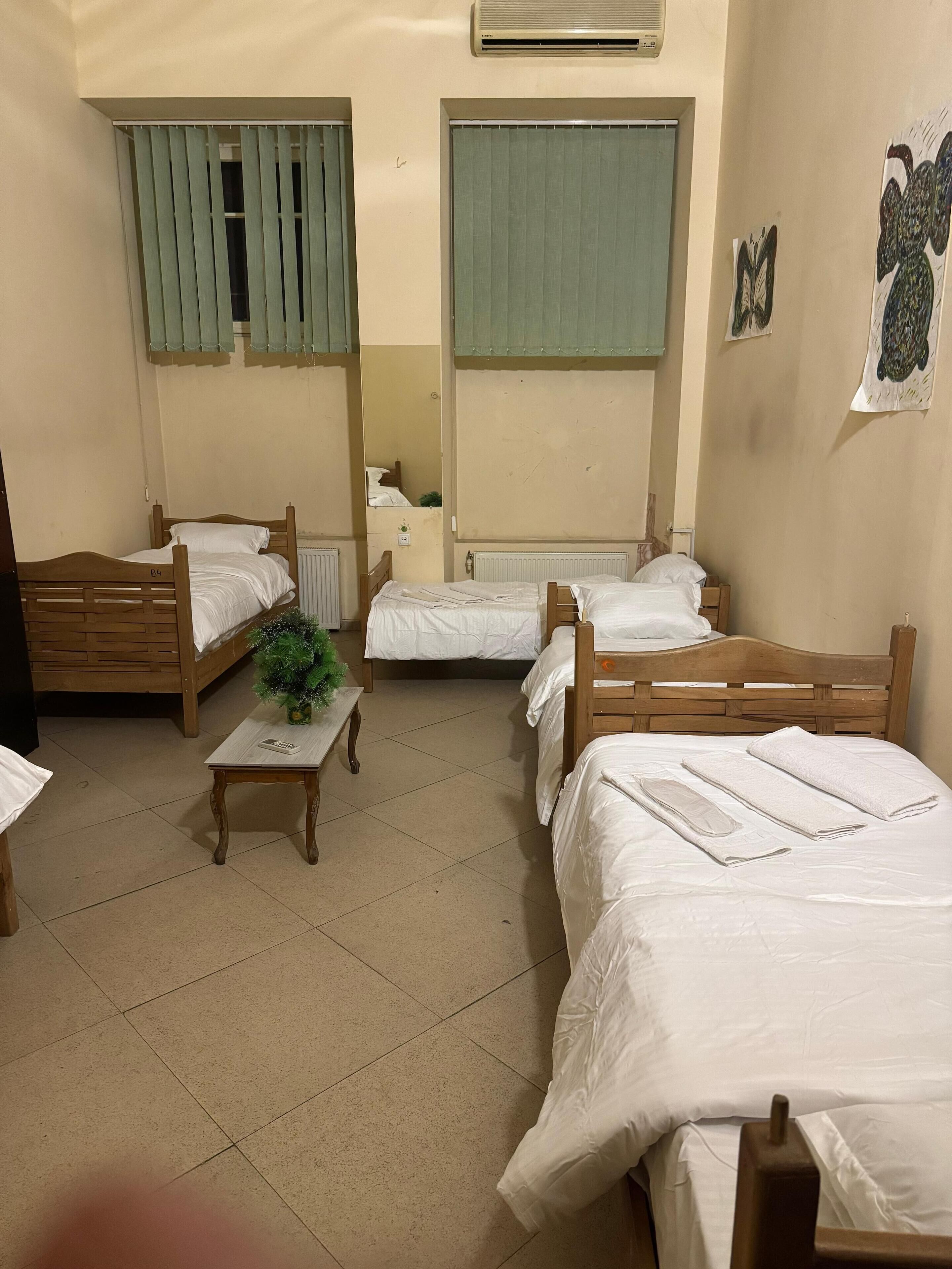 Dormitório compartilhado econômico, banheiro compartilhado | Roupas de cama de algodão egípcio, roupas de cama premium