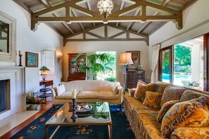 Romantic Spanish Home, Private Pool, Walk to Beach - La Jolla | Vrbo