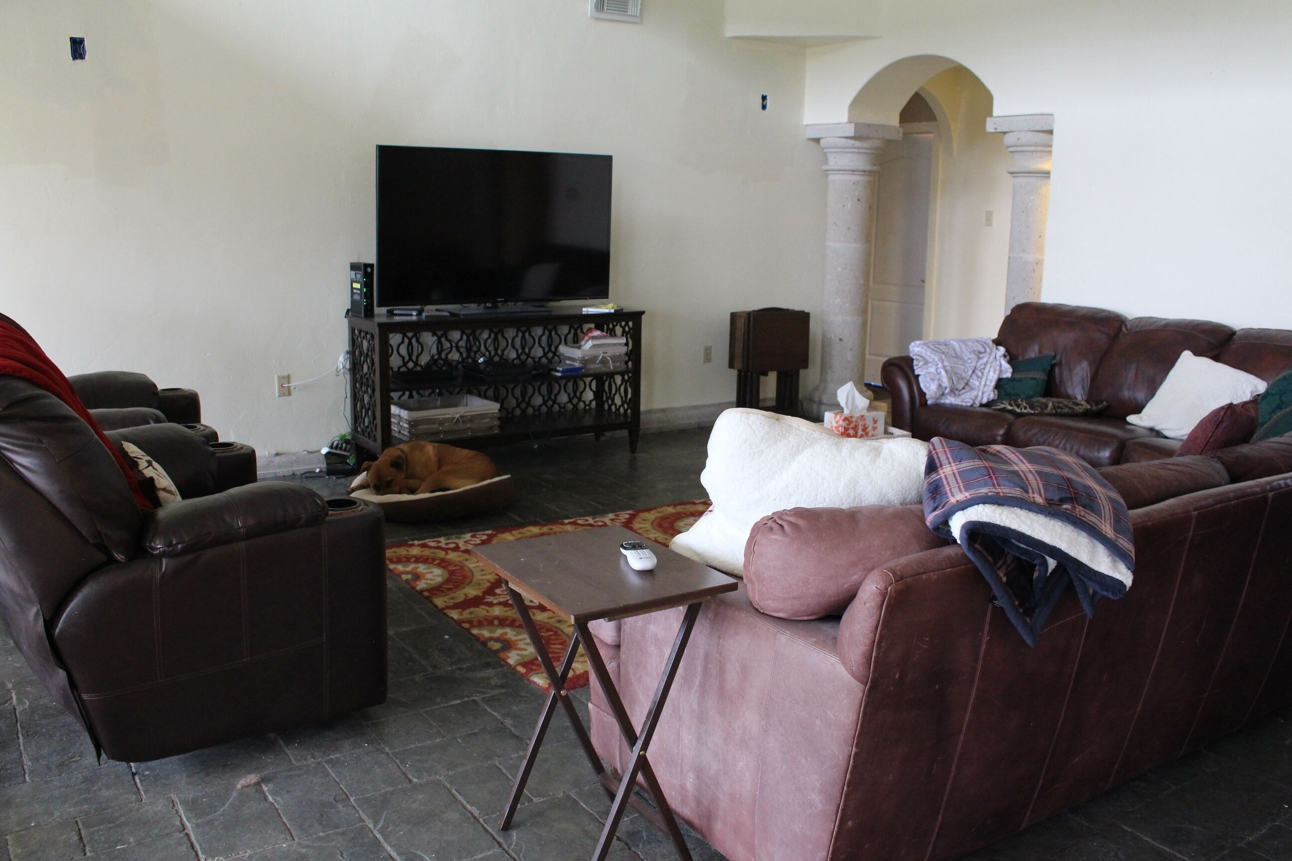 Stunning Mediterranean Style Home On The Guadalupe River In Downtown Seguin - Seguin