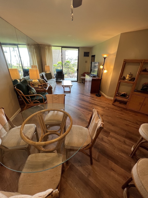 $ 99 7 / 14-18 Vista Al Mar En El Paraíso - Totalmente Remodelado - Maui, HI