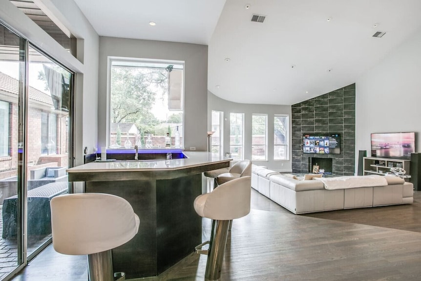 The Best Dallas Has To Offer. Heated Pool/spa! - Richardson, TX