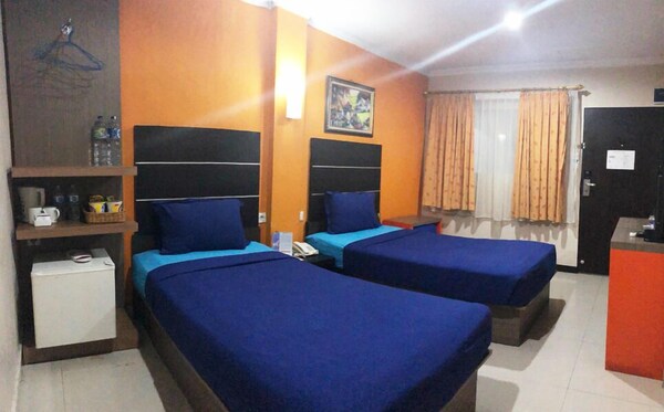 Grand Sari Hotel - Padang