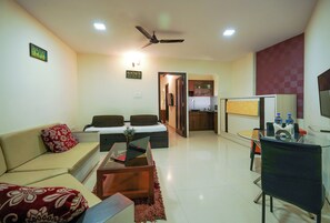 Apartamento superior, 1 quarto, acessível, cozinha | Cozinha privada | Geladeira, micro-ondas, chaleira elétrica