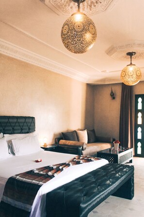 Quarto luxo, várias camas, acessível | Roupas de cama premium, cofres nos quartos, individualmente decorados