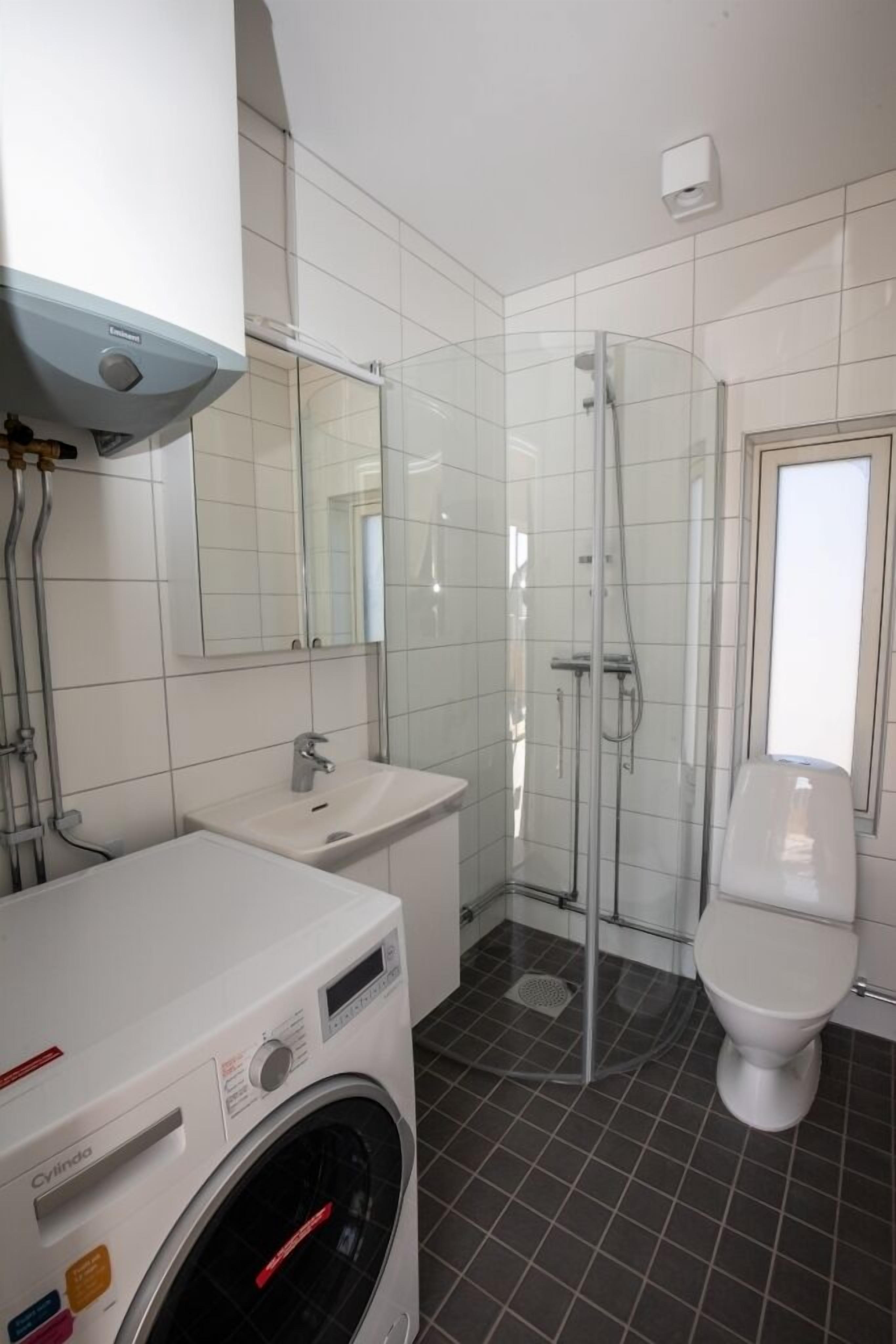 Um polibã, um secador de cabelo (mediante pedido) 