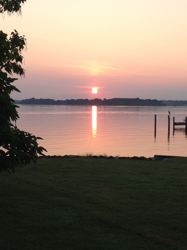 Waterfront Property, Kayaks, Private Dock, Near Town - Easton, MD
