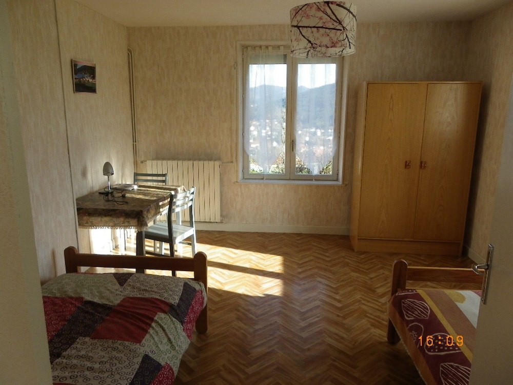 Appartement Rez De Chaussée Dans Maison De Campagne Entrée Indépendante Calme - Gérardmer