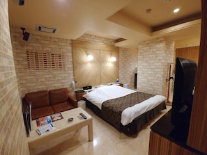 Quartos à prova de som, Wi-Fi de cortesia, roupa de cama