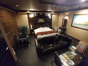 Quartos à prova de som, Wi-Fi de cortesia, roupa de cama