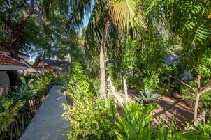 Bungalow Familiar, várias camas, não fumadores | Secretária, roupa de cama fornecida 