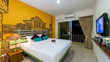 Quarto Duplo Deluxe | Cortinas/cortinados opacos, Wi-fi grátis, roupa de cama fornecida