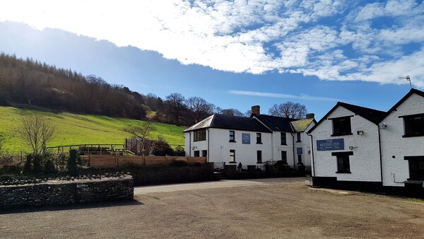 The Kestrel B&b - Crickhowell