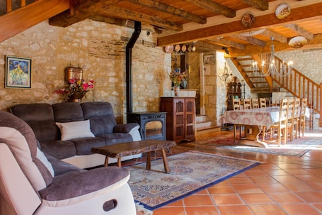 TV de tela plana. Chez Moutier