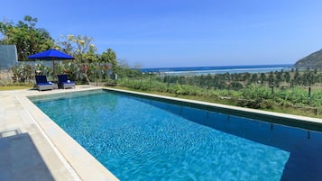 Piscina exterior