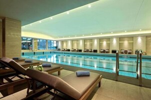 Piscina interior