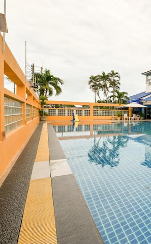 Piscina exterior
