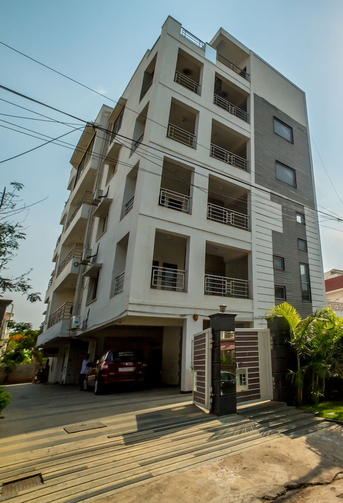 Hill View Serviced Apartments - Hyderabad