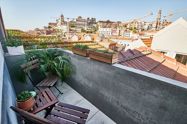 Maria Da Sé Historic House - Porto