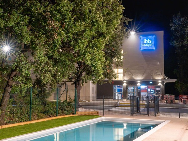 Ibis Budget Le Cannet Des Maures - Le Luc
