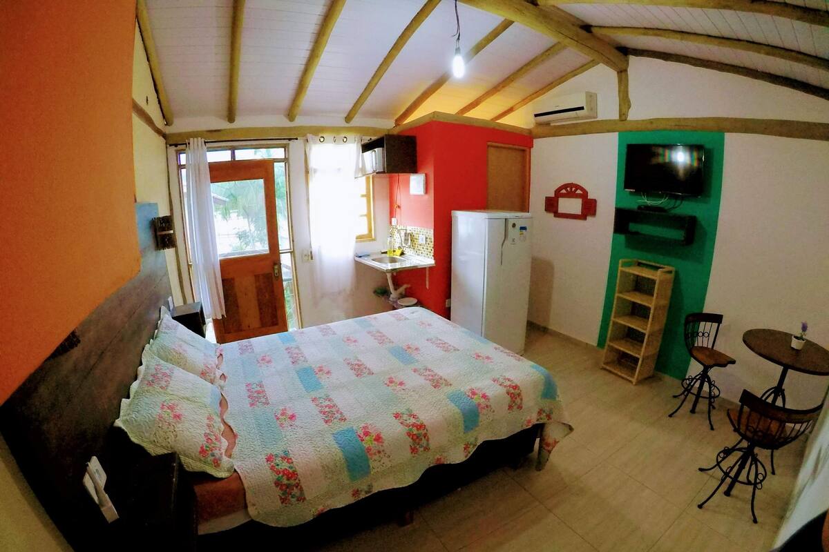 Suite Superior | Cortinas/cortinados opacos, ferro/tábua de engomar, Wi-fi grátis 