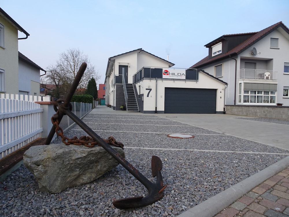 Hilda Apartments Rust - Rust