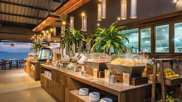 Pequeno-almoço tipo buffet diário incluído
