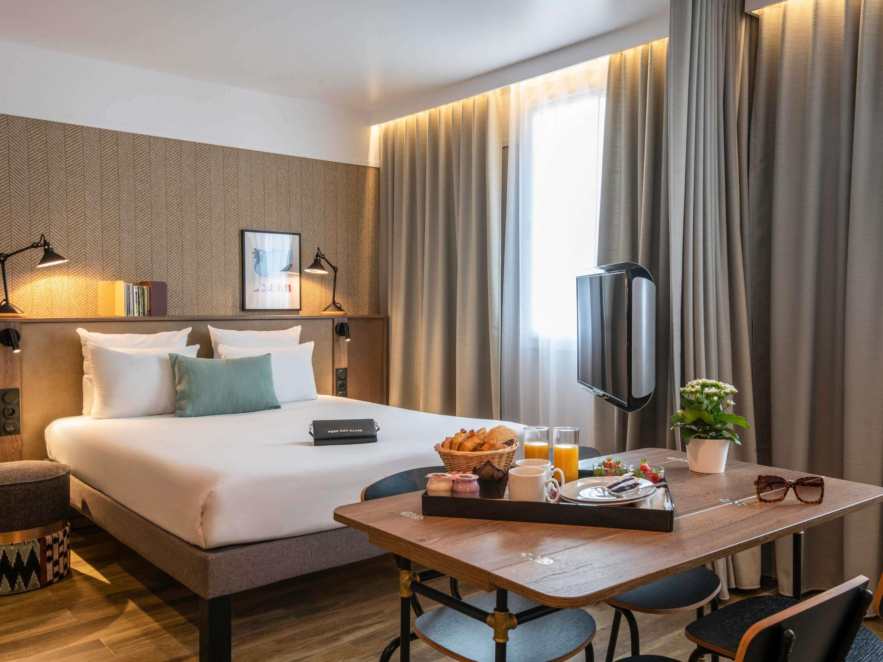 Suite Superior, 1 cama de casal e sofá-cama | Roupa de alta qualidade, minibar, cofre no quarto, secretária 