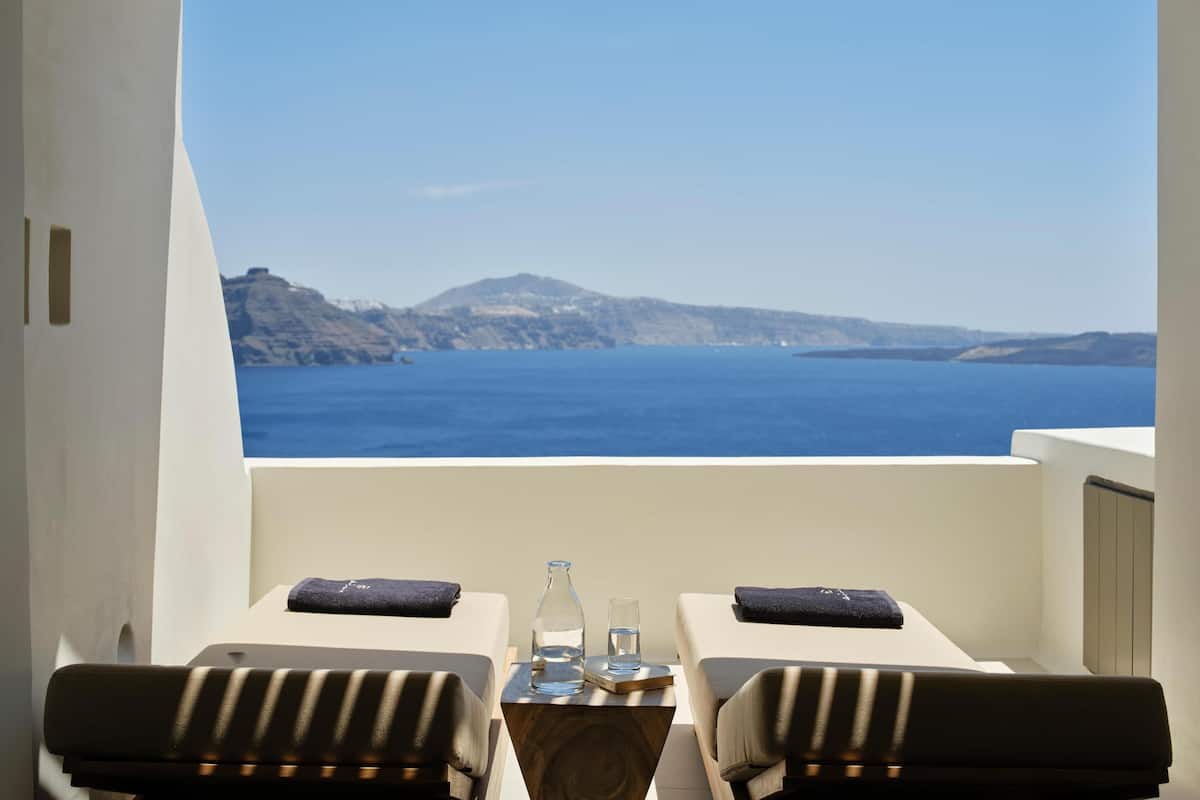 Honeymoon Suite with Outdoor Hot tub | Lençóis de algodão egípcio, camas de colchão Tempur-Pedic, minibar