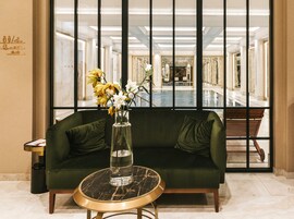 Sauna seca, sauna a vapor, 2 salas de tratamento, massagens