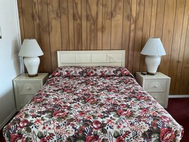 Quarto Standard, 1 cama queen-size | Secretária, quartos insonorizados, Wi-fi grátis 