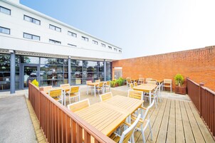 Quarto Standard, 1 cama de casal e sofá-cama | Terraço/pátio interior