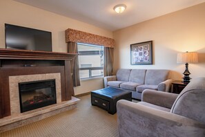 Suíte superior | Roupas de cama premium, escrivaninha, espaço de trabalho para notebook