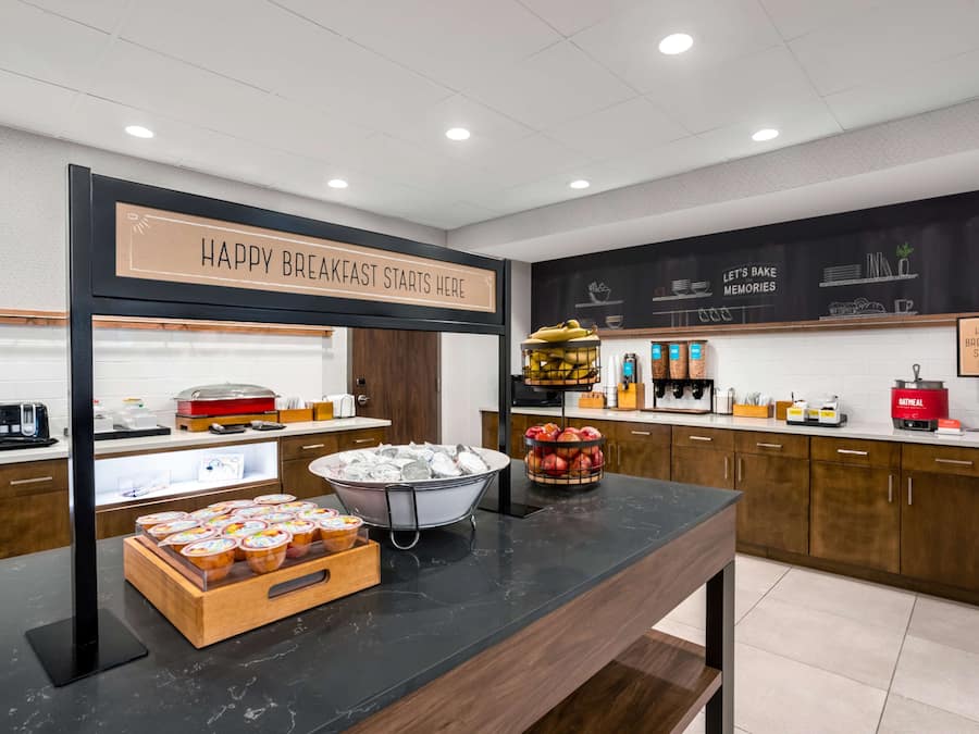 Pequeno-almoço tipo buffet diário incluído