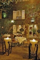 Pequenos-almoços, almoços, jantares servidos, cozinha regional 