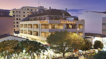 Fachada da propriedade