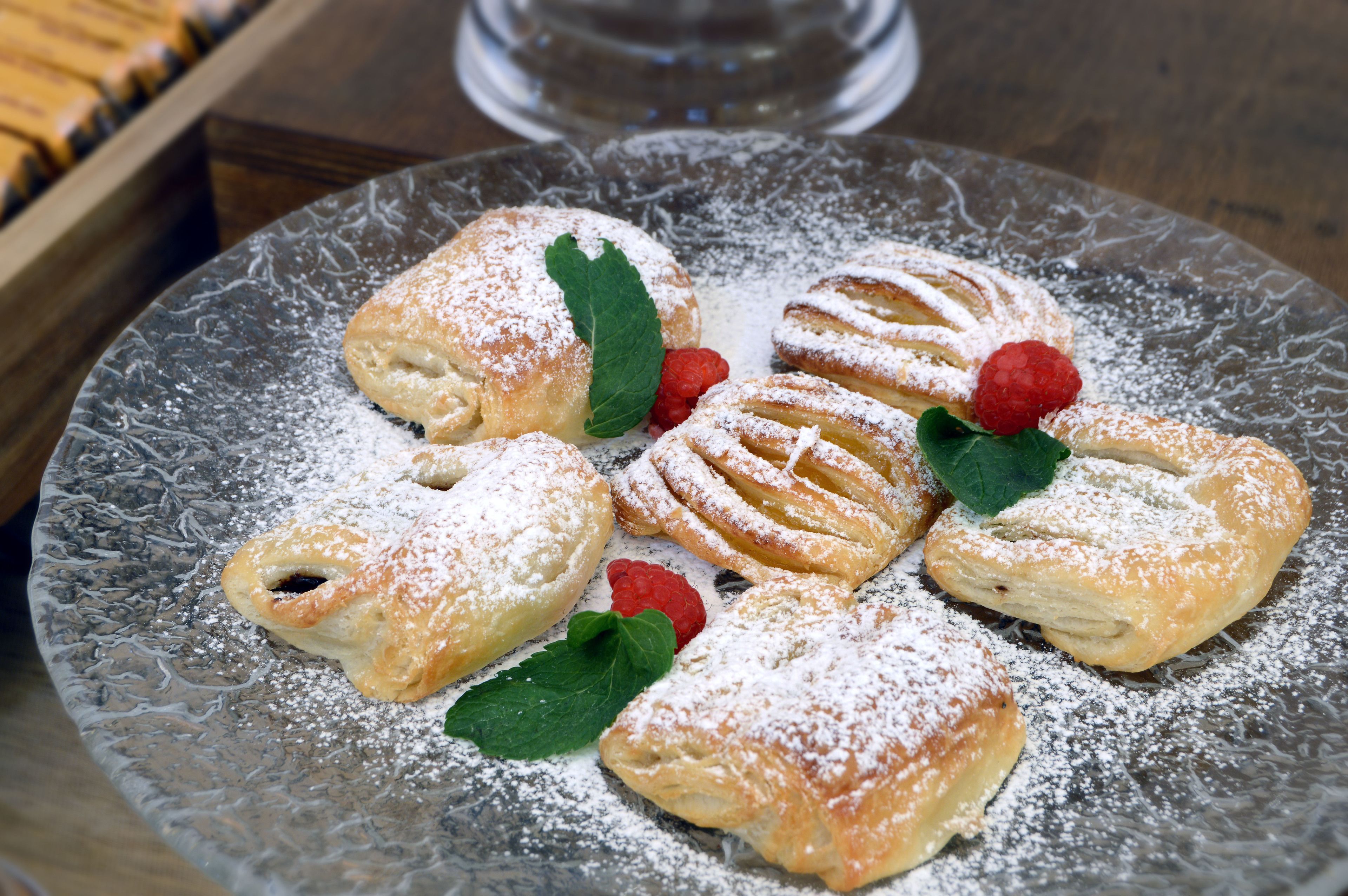 Café da manhã com buffet grátis todos os dias