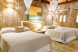 Bungalow Familiar | Roupa de alta qualidade, minibar, cofre no quarto 