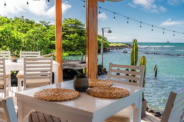 Serviço de café da manhã, culinária internacional, vistas para o mar