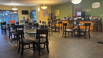Café da manhã continental grátis todos os dias