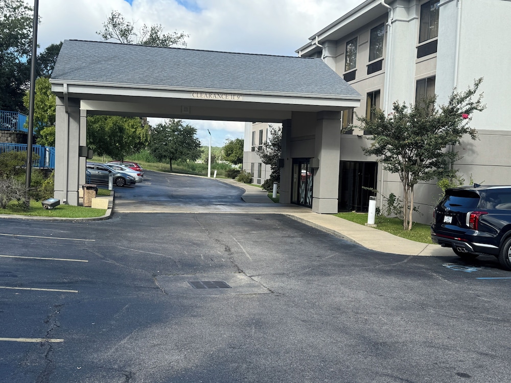 Sleep Inn & Suites - Hattiesburg, MS