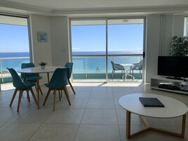 Smart TV de 55 polegadas com canais por cabo, televisor