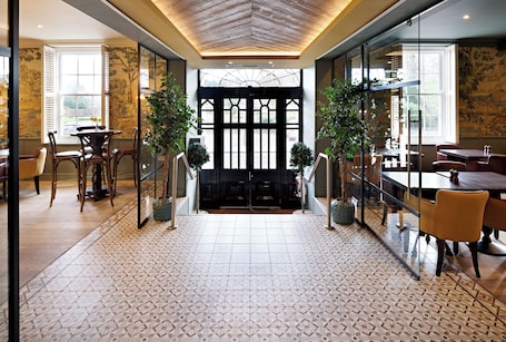 Saguão. The Kings Arms