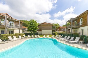 Piscina externa